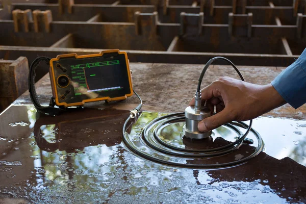Ultrasonic Fluid Testing | Non-Destructive Fluid Analysis & Monitoring